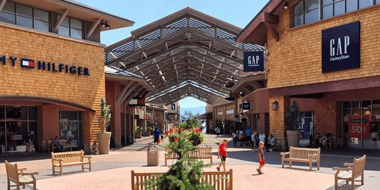 Grove City Premium Outlets - Grove City, PA